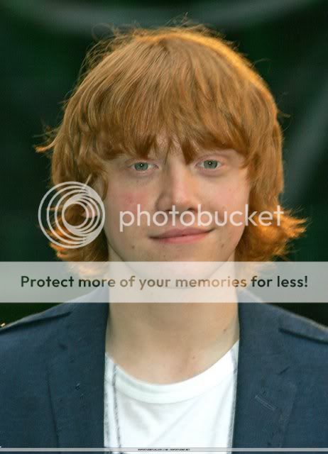 new HBP pic and a short interview with rupert about his new movie ...